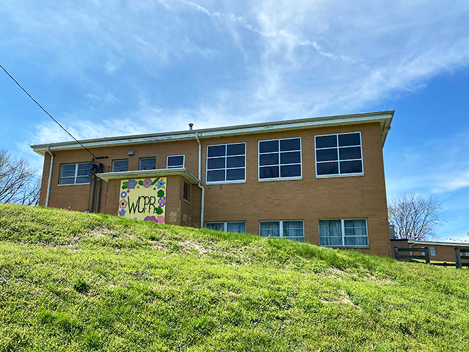 This unassuming building houses the heartbeat of local education, proving Leiper's Fork invests in both heritage and future.
