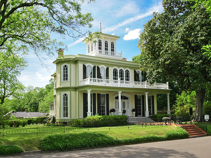 The House of the Seasons flaunts its mint-green Victorian splendor like it's still 1872 and steamboats are due to arrive any minute.