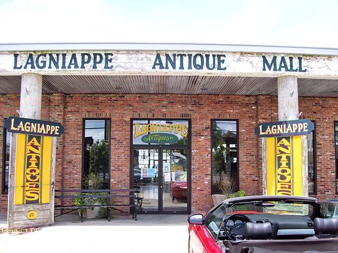 Lagniappe Antique Mall invites treasure hunters to discover that little something extra – the perfect souvenir that says "I ate well in Cajun Country."