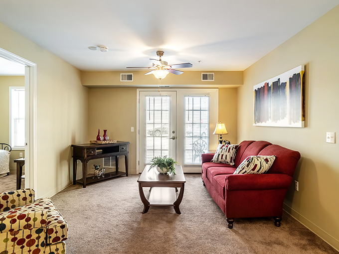 Cozy living spaces that say "welcome home" rather than "senior housing"&mdash;with room for both your favorite reading chair and those family photos nobody appreciates like you do.