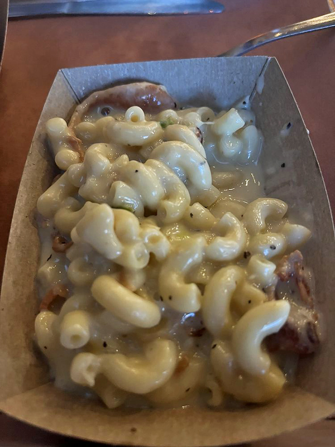 Mac and cheese that doesn't know whether it's comfort food or a religious experience. Either way, you'll be converted.