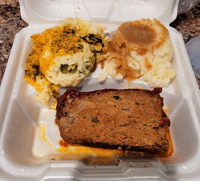 Meatloaf and mashed potatoes with gravy – the kind of plate that makes you understand why your grandparents never talked about kale or quinoa.