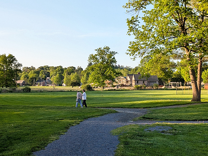 At Mummau Park, couples still stroll arm-in-arm along winding paths, a timeless ritual unchanged by decades of technological revolution.