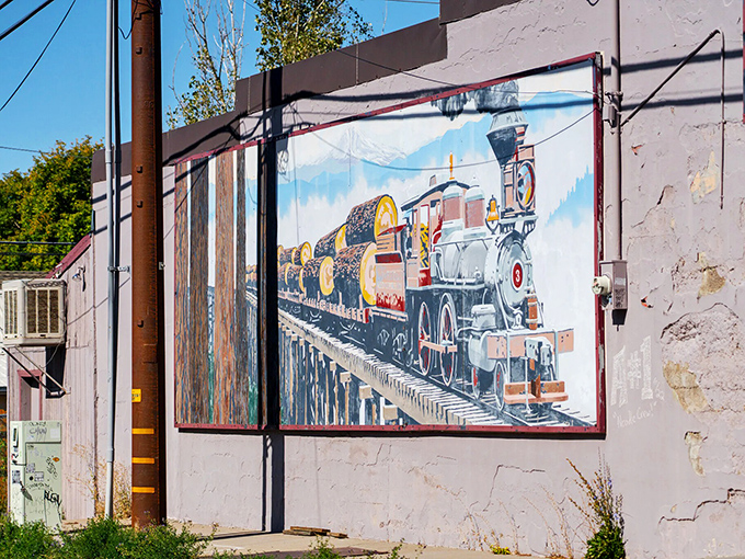 Colorful murals throughout town celebrate Weed's logging heritage &ndash; when trains carried timber instead of tourists through these mountain passes.