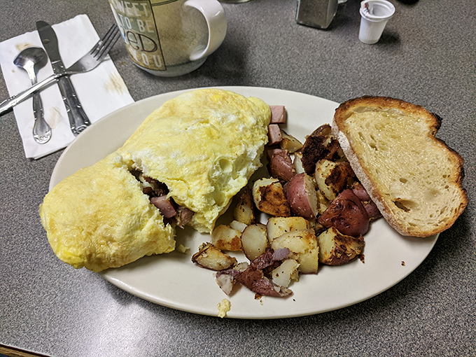 An omelet should be a fluffy envelope delivering good news to your taste buds. This one looks like it's carrying a particularly delightful message.
