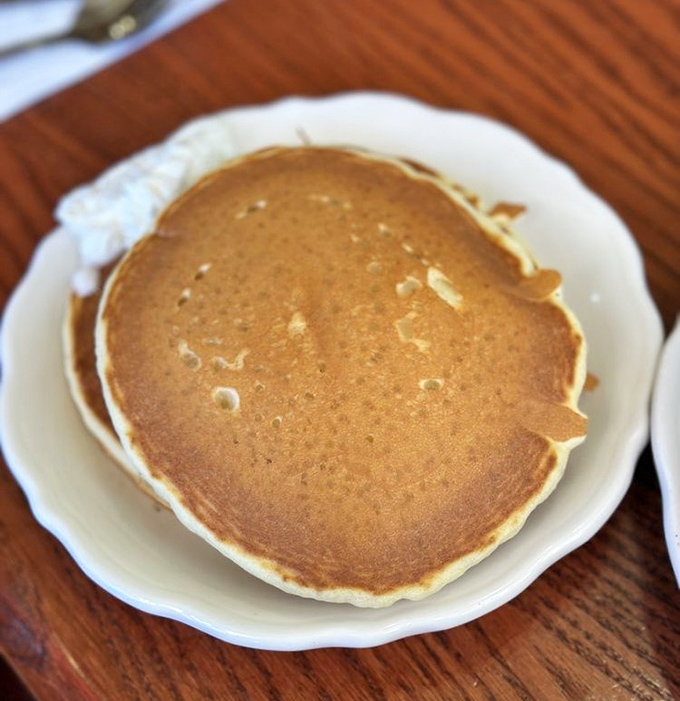 Golden pancakes with the perfect circumference-to-fluffiness ratio &ndash; simple perfection that needs nothing more than good butter and maple syrup.