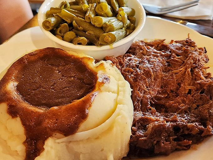 Tender roast beef with green beans proves that classic American comfort food never goes out of style.