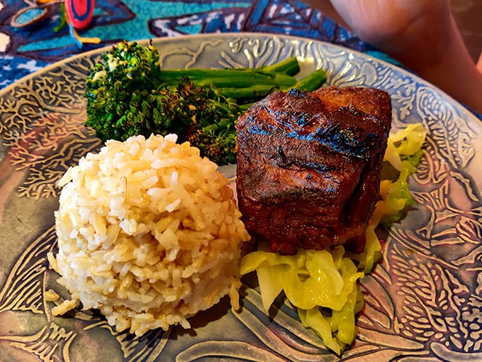 Short rib that doesn't cut corners. Fall-apart tender with coconut rice that makes plain white rice seem like it needs to try harder in life.