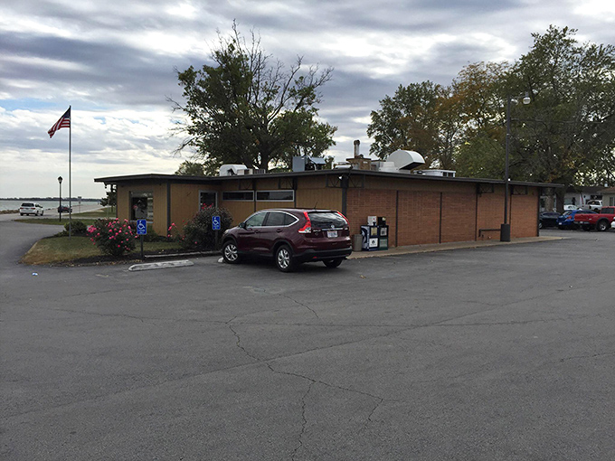 This lakeside building might not look like much from the outside, but the best local joints rarely advertise their treasures on the façade.