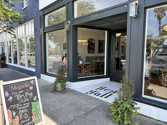 Magnolia Caf&eacute;'s welcoming entrance promises the kind of hometown breakfast where they remember how you like your eggs after just one visit.