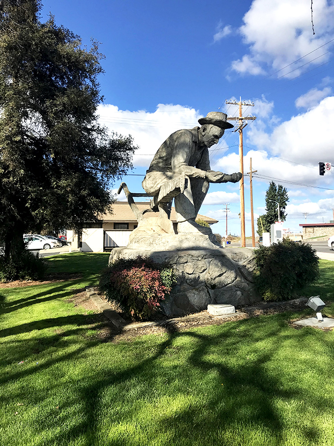 This statue honors the hardworking spirit that built Porterville, standing as a permanent reminder that before Instagram influencers, there were actual influencers.