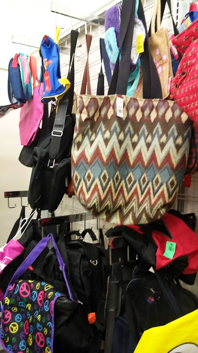 Handbag heaven! That chevron tote might have once carried someone's lunch, but now it's ready for your farmers market haul.