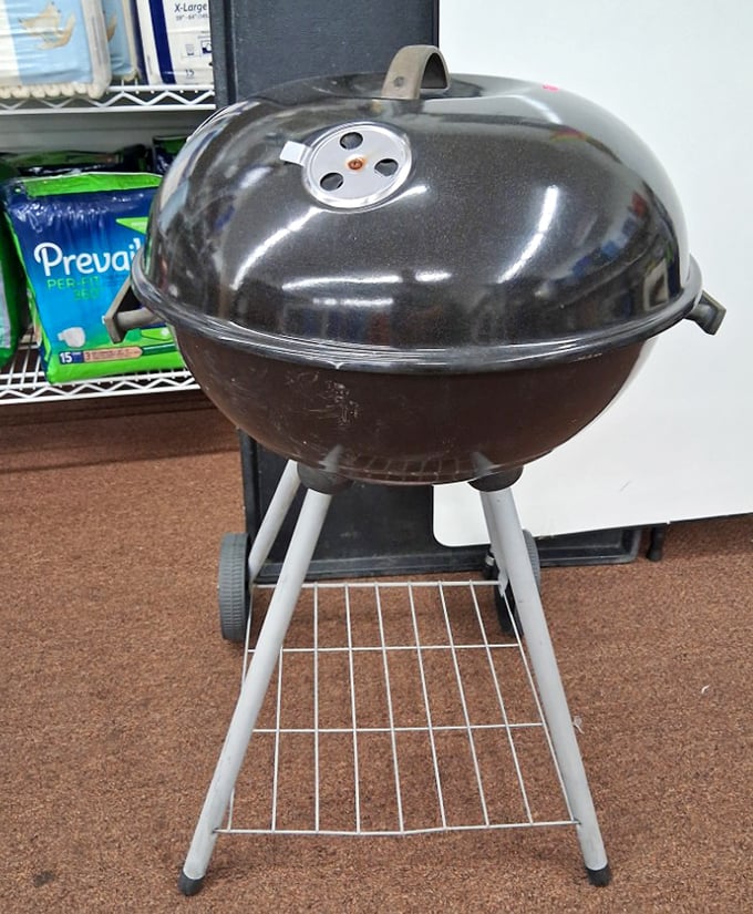 Summer cookout potential for under $20! This grill has stories to tell and burgers yet to flip.