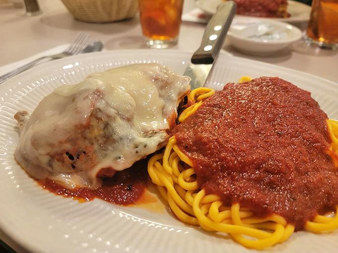 The holy grail: chicken parmesan alongside pasta, a duo that's been making Ohioans swoon since before Instagram could document the love affair.