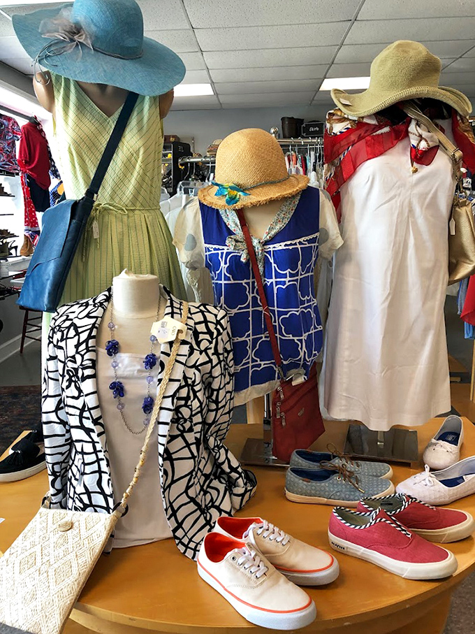 Summer ensembles ready for their second act. These outfits are just waiting for new adventures and Instagram-worthy moments.