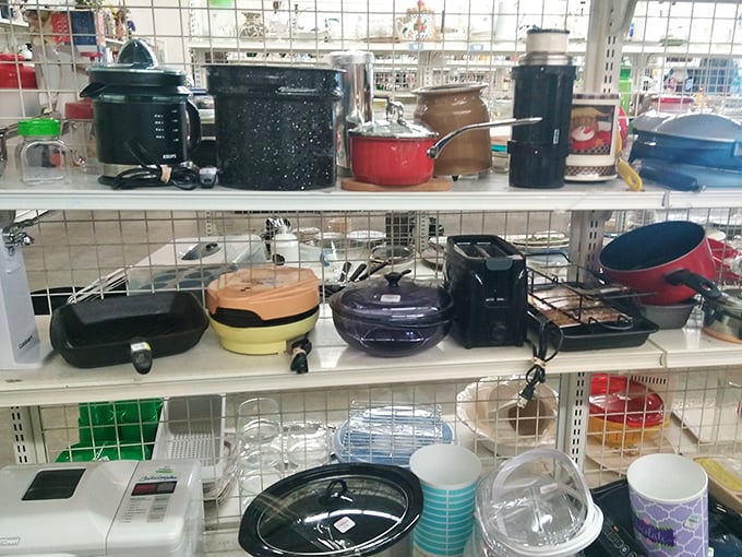 Kitchen equipment galore! From bread machines that inspired three days of baking enthusiasm to slow cookers that outlasted marriages.