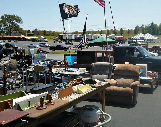 The outdoor furniture section&mdash;where recliners and coffee tables enjoy their final moments of fresh air before finding forever homes.