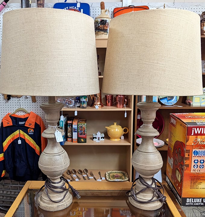 Twin lamps that have illuminated decades of late-night conversations. They've seen things, these lamps. They've seen things.