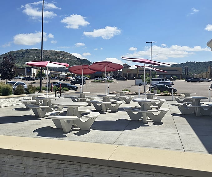 Outdoor seating areas offer a moment of zen between shopping conquests. Those umbrellas aren't just for show&mdash;they're saving your ice cream from becoming a milkshake.