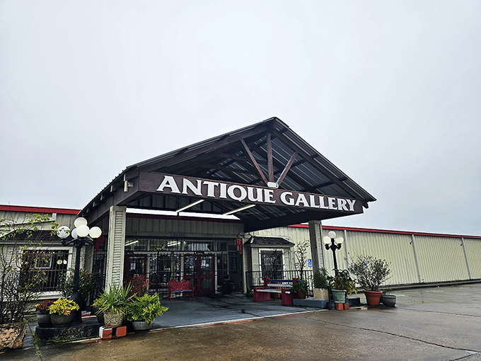 The Antique Gallery of Houston's impressive covered entrance feels like the gateway to a vintage wonderland.