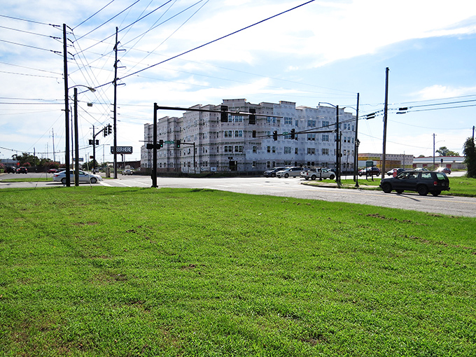 Augusta's historic district blends old and new, with brick buildings that have witnessed centuries of Georgia history.
