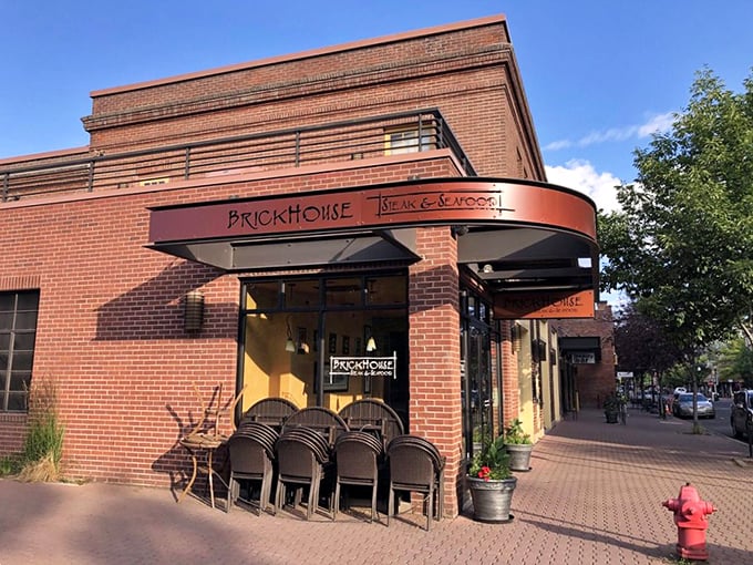 Brickhouse brings urban sophistication to Bend with a corner location perfect for people-watching between bites of perfect steak.