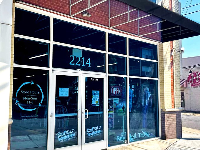 Buffalo Exchange's hip storefront screams "cool kids shop here" without saying a single word.