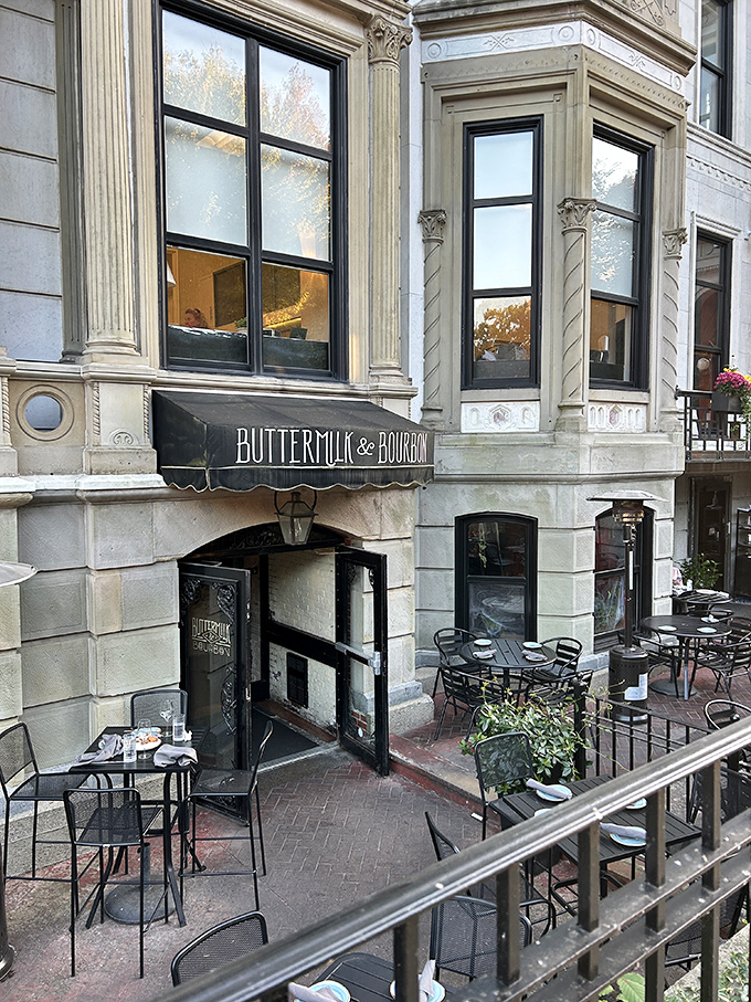 Elegant stonework meets comfort food &ndash; where fancy architecture embraces down-home chicken perfection beautifully. 