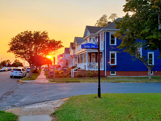 Chesapeake Bay beauty meets Victorian elegance in this coastal town that forgot to become touristy. 
