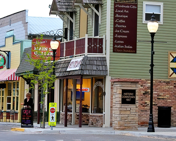 Cedaredge's tree-lined main street offers shade and small-town vibes. The kind of place where everyone waves, even if they don't know you.