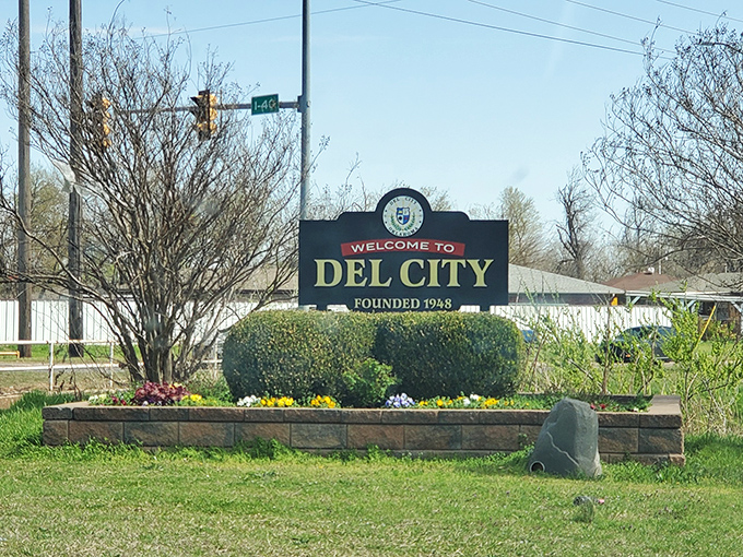 Del City welcomes visitors with small-town pride and big-city convenience at hometown prices.