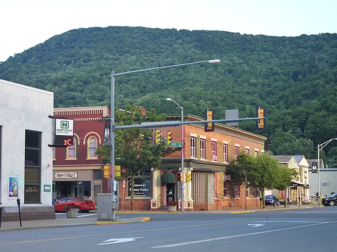 Mountain-framed streets showcase small-town pride where every building stands as a testament to community spirit.