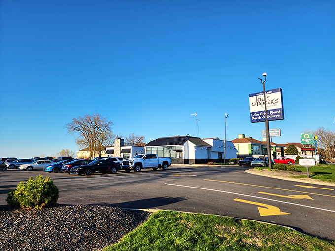 Jolly Roger's unassuming exterior hides treasure within - Lake Erie's bounty transformed into seafood gold!