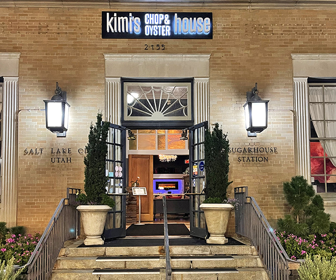 Kimi's elegant facade suggests special occasions but welcomes everyday seafood cravings with equal grace.