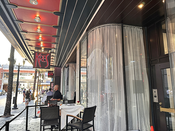 Sidewalk dining at Kres feels like you've stumbled onto a movie set &ndash; downtown Orlando's most elegant meat retreat.