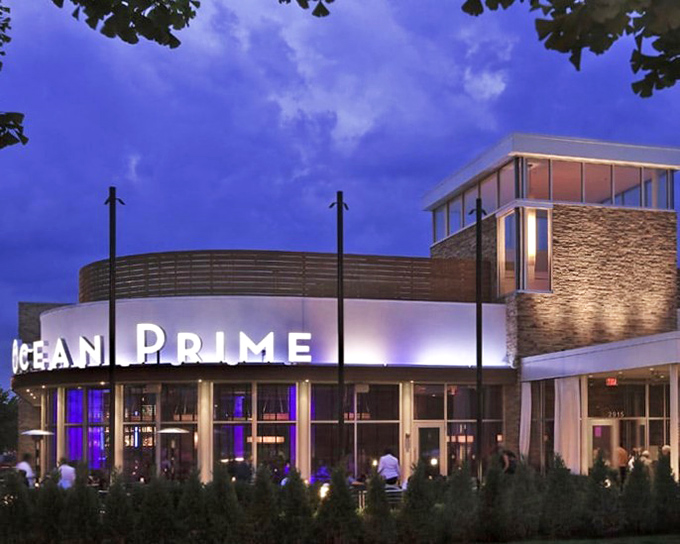 Ocean Prime glows with sophisticated ambiance, like an underwater palace where seafood is treated like royalty.