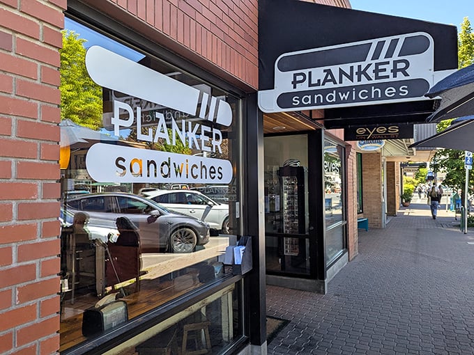 Planker's understated elegance suggests they're too busy making great sandwiches to worry about fancy facades. 