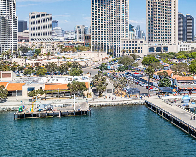 The iconic Gaslamp Quarter arch welcomes you to San Diego's historic district &ndash; where Victorian architecture meets modern cuisine.