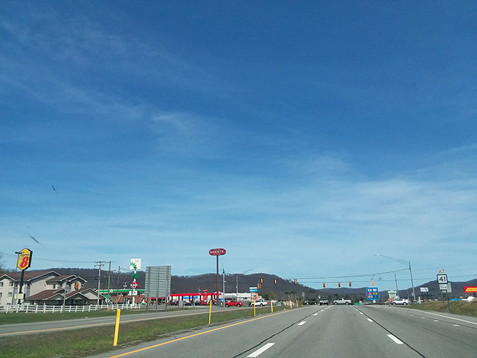 Summersville keeps things simple and honest, letting mountain views speak louder than fancy tourist attractions.