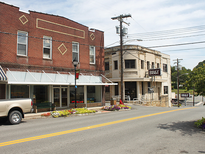 Summersville's historic buildings stand proud, housing eateries where the only thing small is the number on your bill.