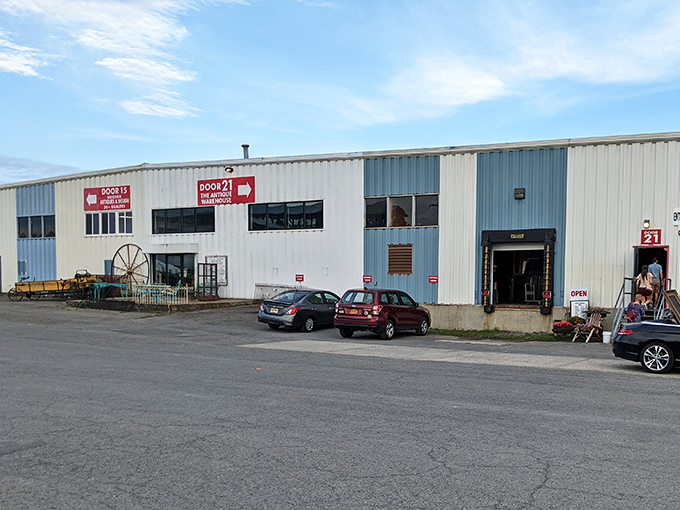 Industrial chic before it was trendy! Those loading dock doors hide a warehouse of wonders waiting to be discovered.