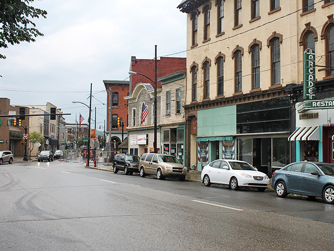 Titusville's colorful historic buildings house apartments that won't drain your savings account. The architectural equivalent of comfort food&mdash;satisfying, unpretentious, and easy on the wallet.
