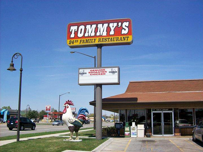 That proud rooster statue stands guard over some of Grand Island's most beloved breakfast memories.