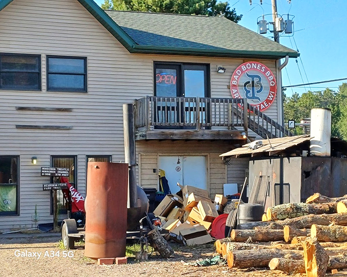 The rustic cabin vibes of Bad Bones BBQ hide serious smoking skills that would impress even the most dedicated pit masters.