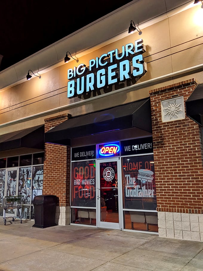 Classic film nostalgia creates the perfect backdrop for burgers worthy of their own starring role.
