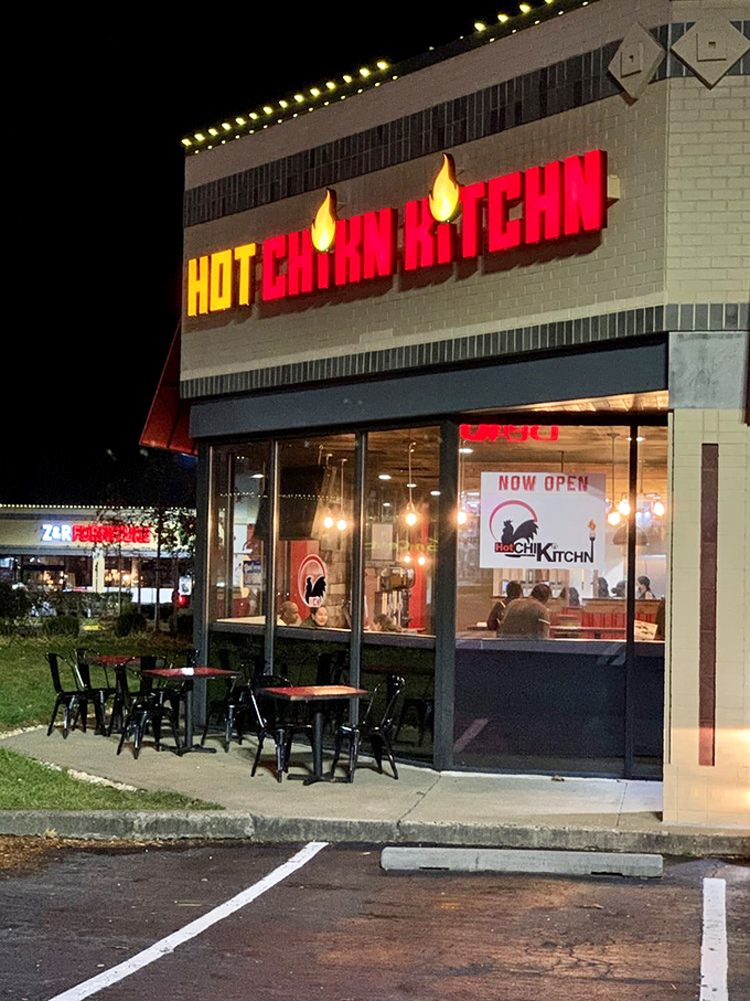 Night falls but HCK glows like a chicken beacon, calling to those who crave heat after dark.