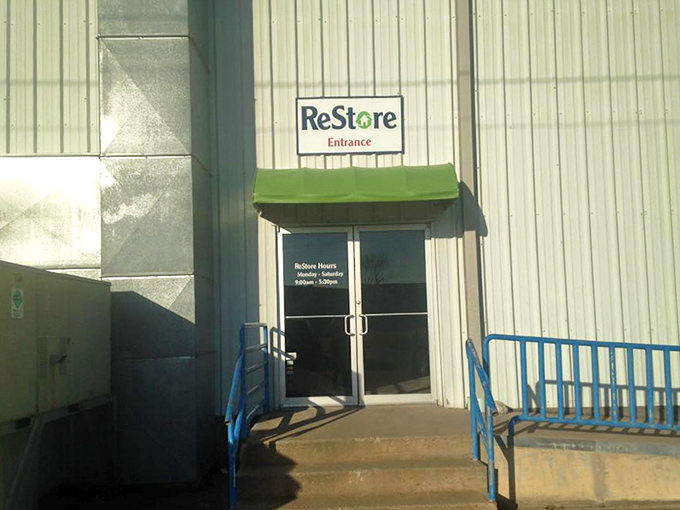 The practical entrance leads to a wonderland of building supplies and home goods at unbeatable prices.