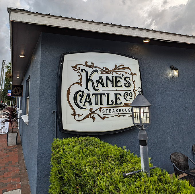 That classic blue exterior houses the kind of authentic cattle ranch experience your taste buds have been craving.