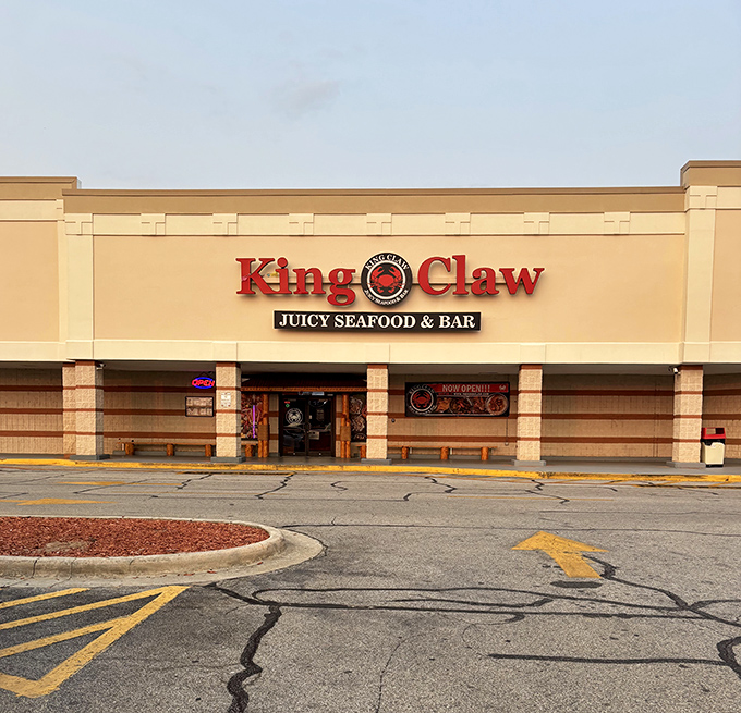 Clean, contemporary space dedicated to the gloriously messy art of hands-on seafood boil dining experiences.