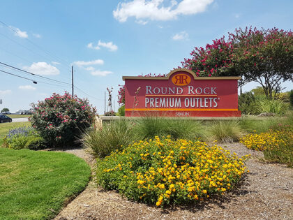 12 Enormous Outlet Malls In Texas That Are Absolutely Worth The Drive